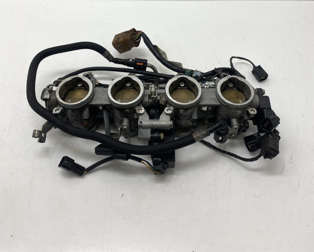 ♻️ Kawasaki Zx 1400 Zzr1400 A6f A7f 2006 – 2007 Throttle Bodies Body’s ...