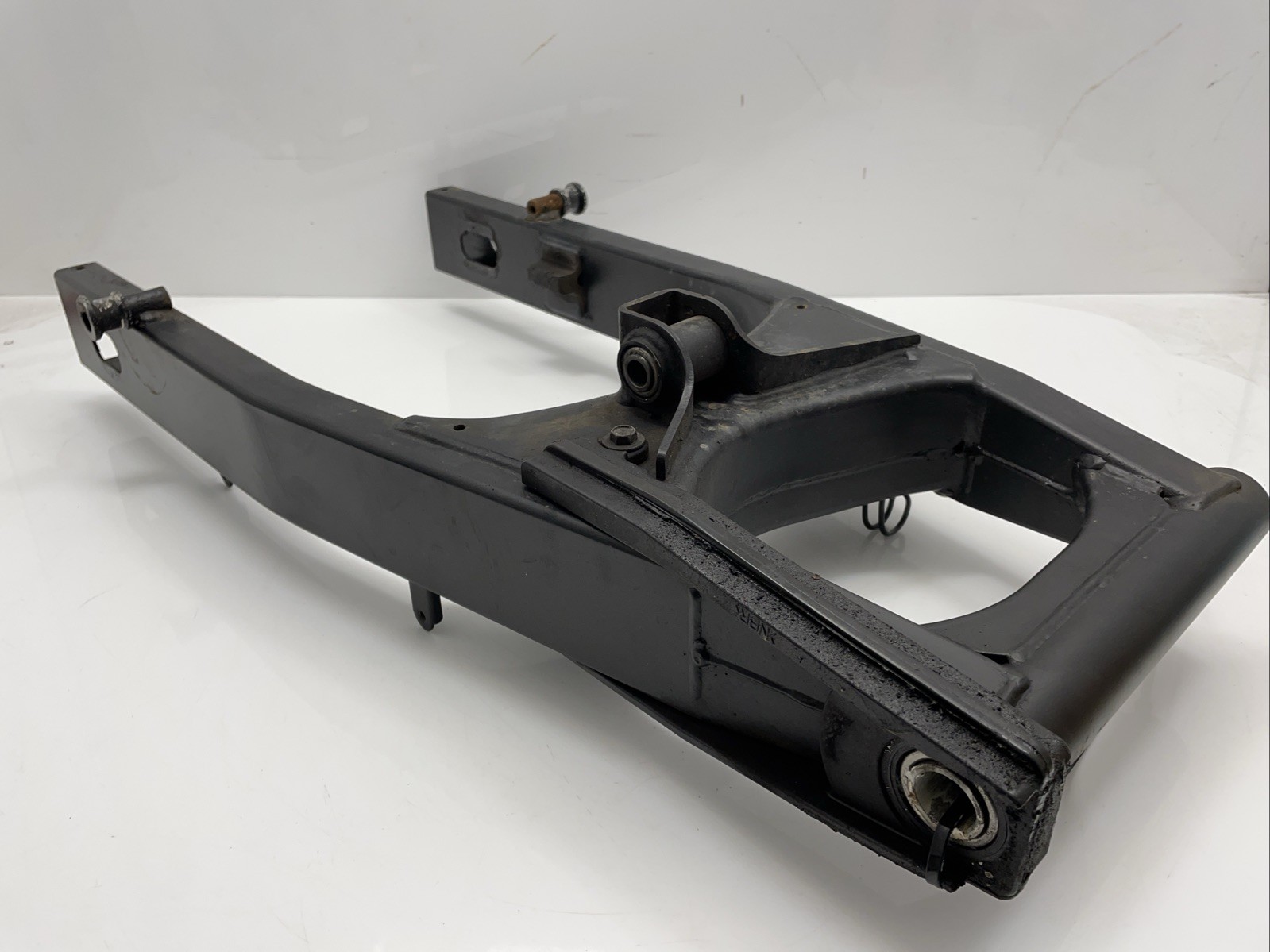 ♻️ Suzuki Gsr 750 Al6 2011 – 2016 Rear Swingarm ♻️ - Cheshire Bike Breakers