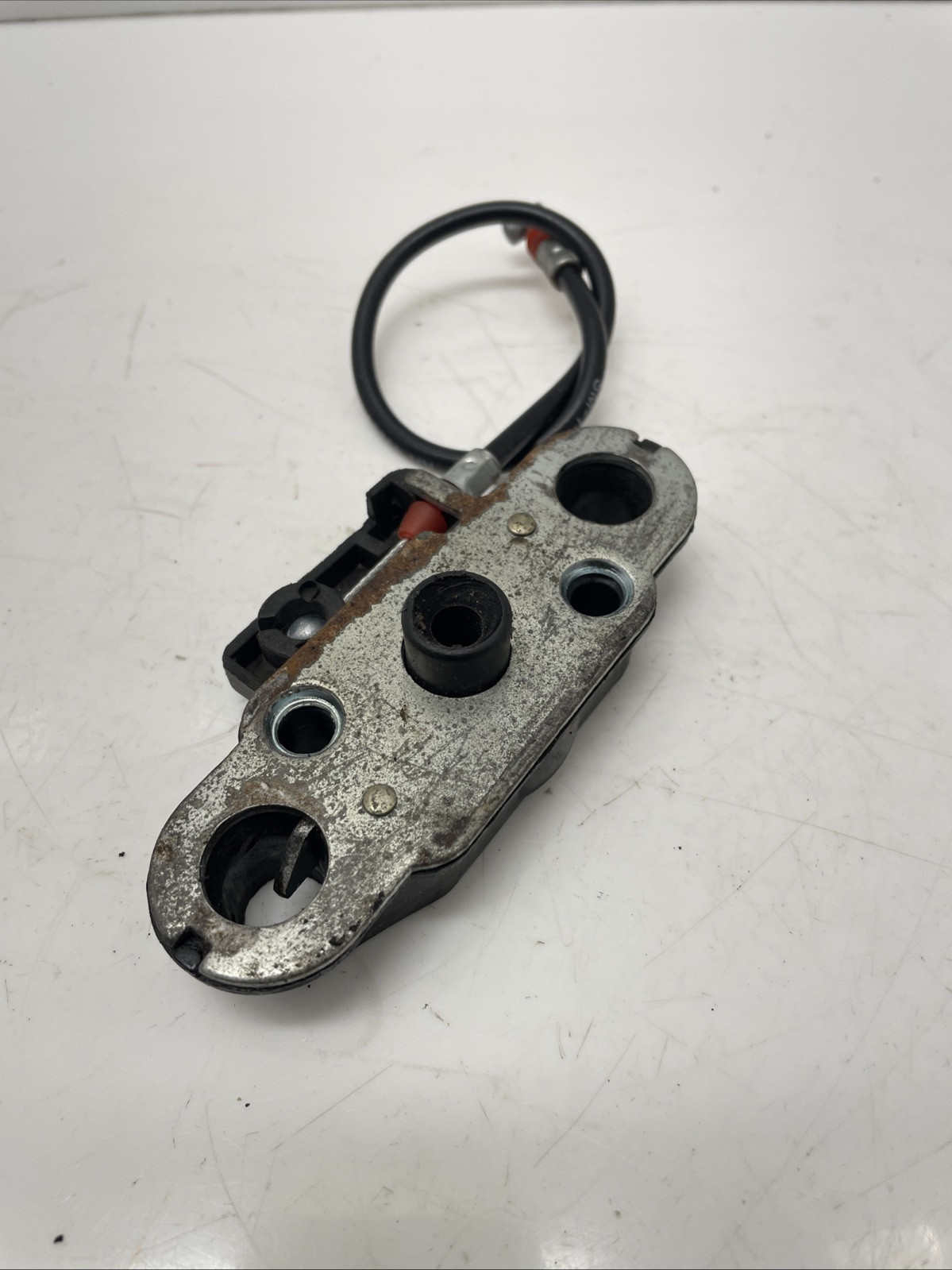 ♻️ Hyosung Gt 125 Rc 2009 – 2019 Seat Lock Latch Release Mechanism ♻️ ...