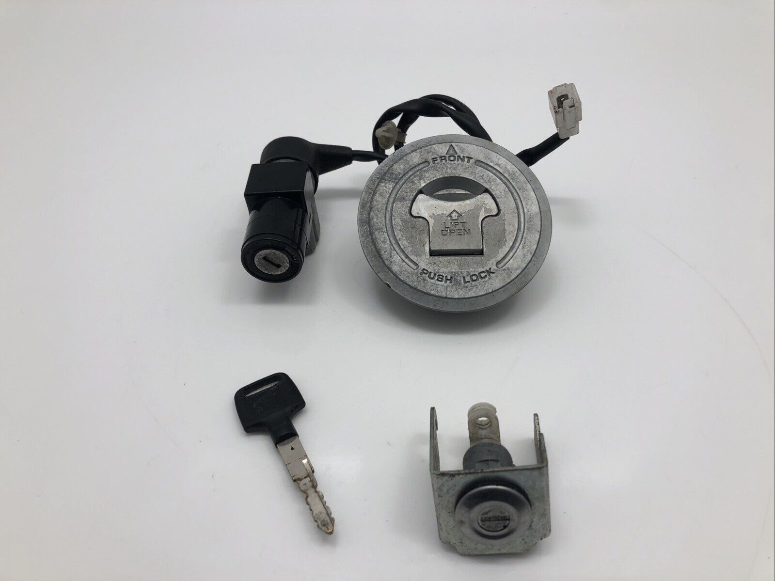 ♻️ Honda Cbr125r Cbr 125 R-d 2012 – 2018 Complete Lock Set Kit With Key ...