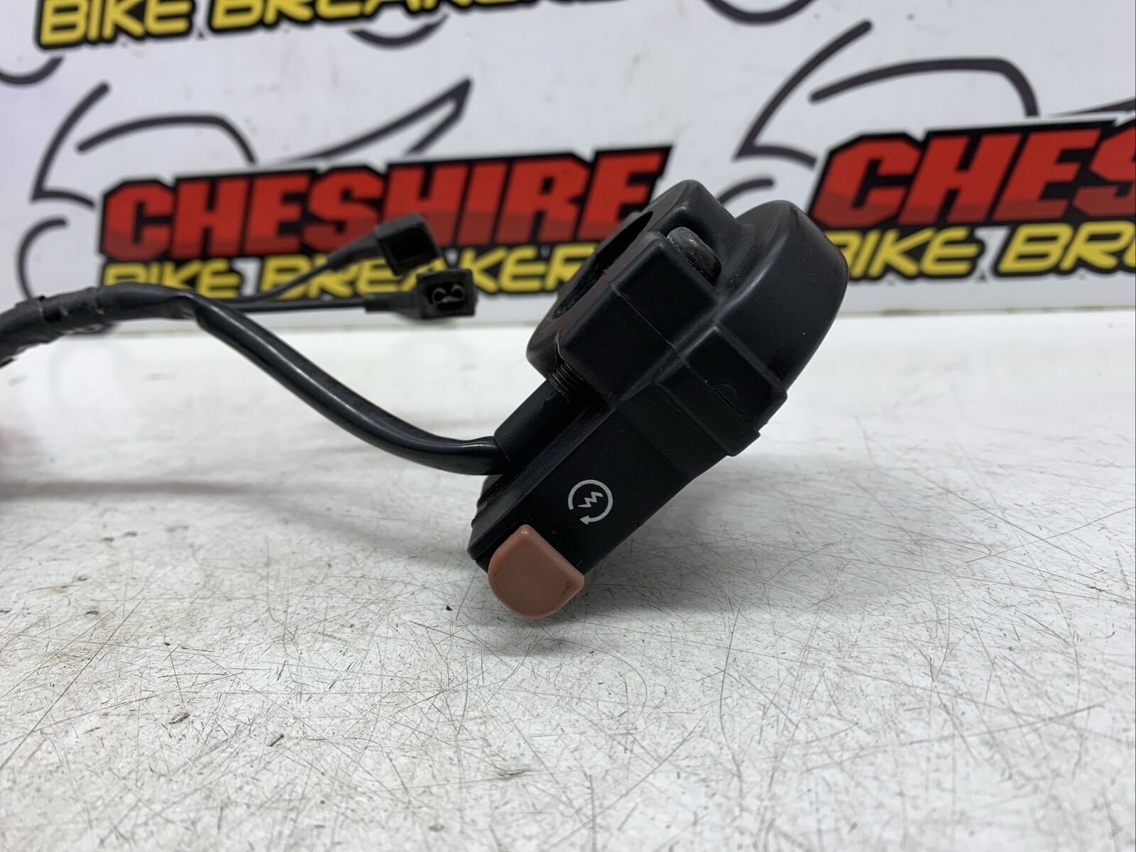 ♻️ Honda Cbr125r R-5 2004 – 2006 Right Side Switchgear ♻️ - Cheshire ...