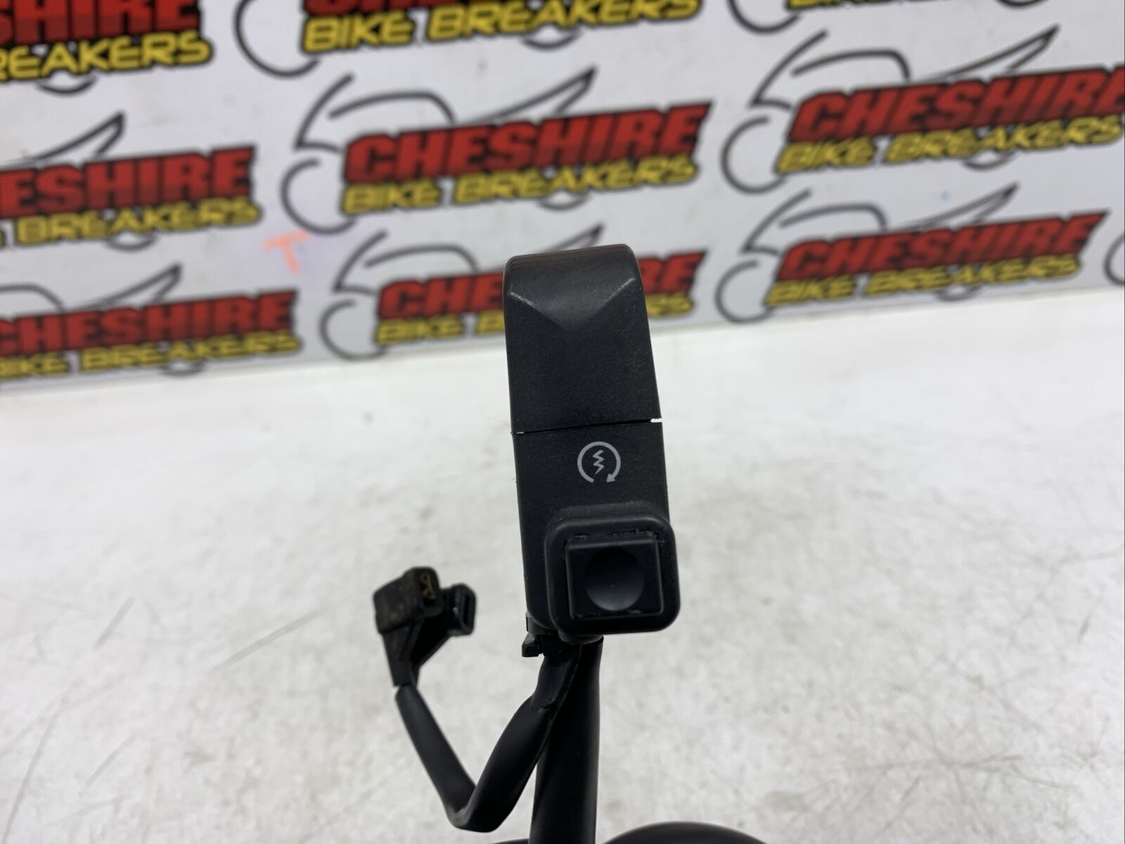 ♻️ Honda Cbr125r Cbr 125 R-f 2012 – 2018 Right Side Switchgear ♻️ ...
