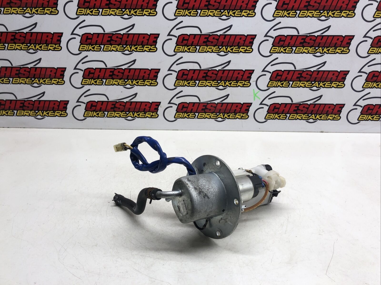 ♻️ Kawasaki Z800 Zr800ads 2013 – 2016 Fuel Pump ♻️ - Cheshire Bike Breakers