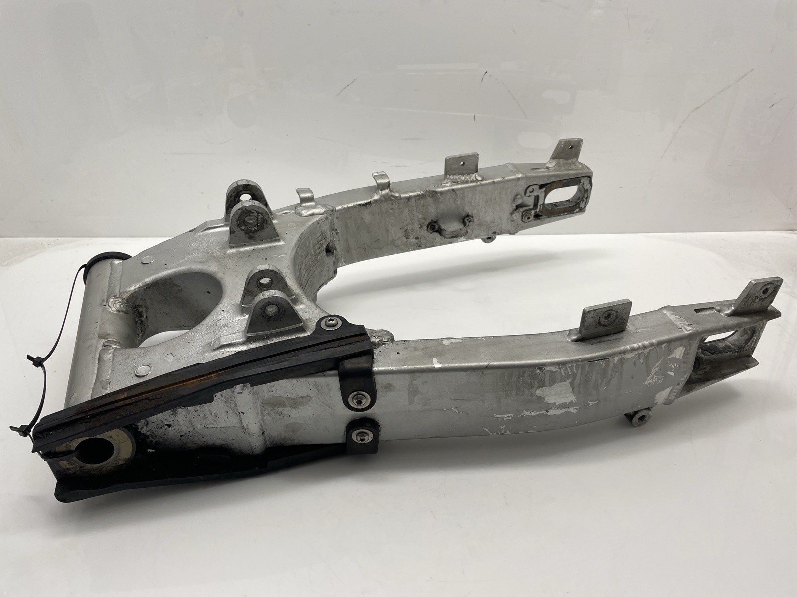 ♻️ Suzuki TL 1000 S 1997 – 2001 Swingarm ♻️ - Cheshire Bike Breakers